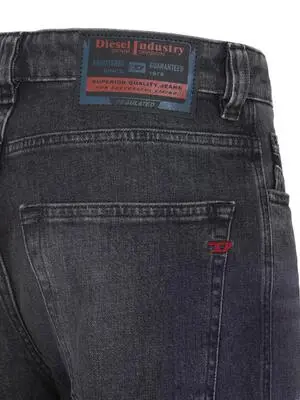 DIESEL® Logo-patch Jeans - Grey