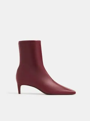 REFORMATION Remy Stretch Ankle Boot - Red
