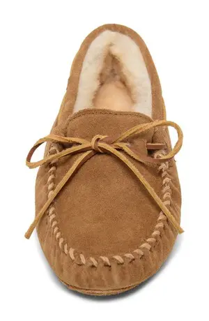 Minnetonka Genuine Sheepskin Lined Soft Sole Slipper