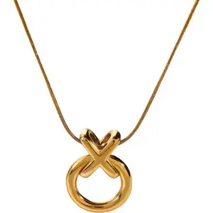 MACRAE & CO. Love & Hugs Pendant Necklace - Gold