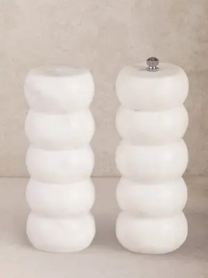 GAURI KOHLI Quinto Marble Salt & Pepper Setlarge - Ivory White