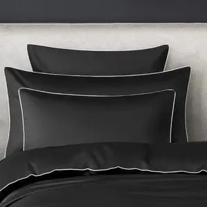 TOGAS Clarity Piping Pillowcase Set