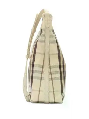 Burberry Zip-fastening Shoulder Bag