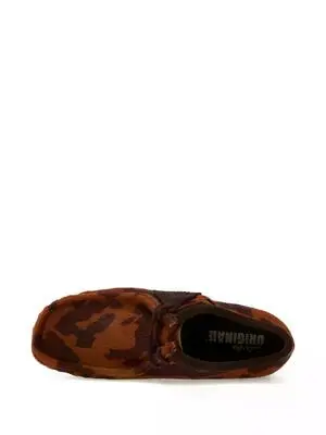 Clarks Wallabee Boots - Brown