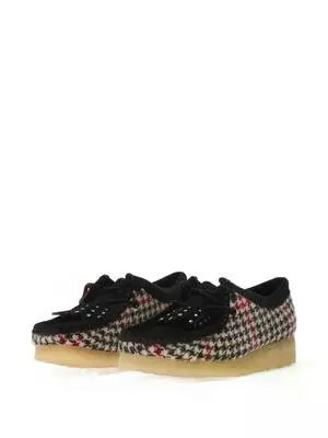 Clarks Wallabee Derby Shoes - Neutrals