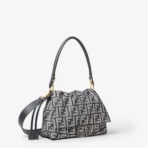 Fendi Mamma Baguette Medium