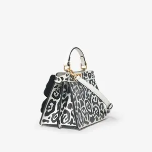 Fendi Peekaboo Iseeu Petite