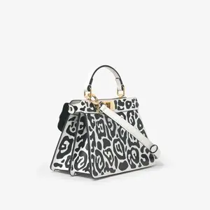 Fendi Peekaboo Iseeu Petite