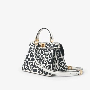 Fendi Peekaboo Iseeu Petite