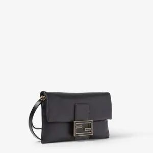 Fendi Mamma Baguette Pouch