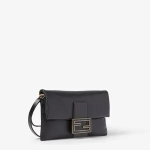 Fendi Mamma Baguette Pouch