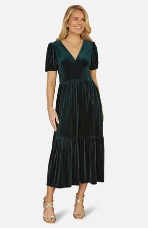 YUMI Velvet Midi Dress With V-neckline And Tiered Skirt - Green