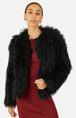 YUMI Fluffy Cropped Faux Fur Coat - Black