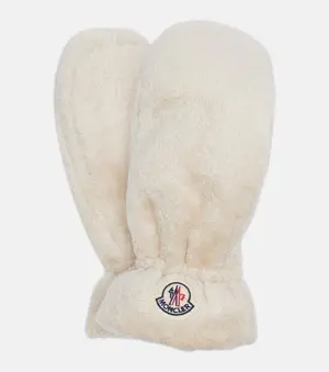 Moncler Logo Teddy Mittens - White