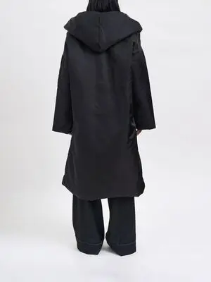 Andrea Ya'aqov Coat