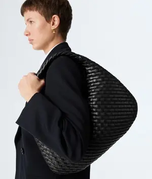 Bottega Veneta Padded Intrecciato Shoulder Bag - Black