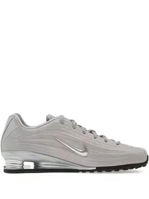 Nike Shox Z Metallic-logo Sneakers - Grey