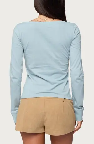 EDIKTED Steffey Henley Top - Light-blue
