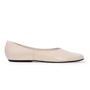 BLACK SUEDE STUDIO Ezra Ballerina Flat - Coconut Patent