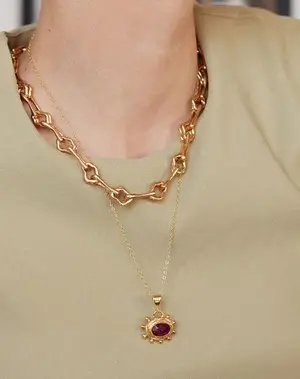OTTOMAN HANDS Zand Ruby Pendant Necklace