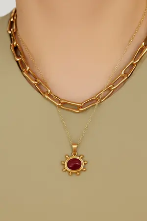OTTOMAN HANDS Zand Ruby Pendant Necklace - Gold