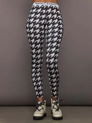 Perfect Moment Printed Base Layer Leggings - B&w Houndstooth