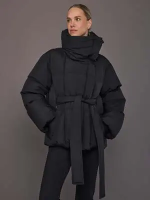 Goldbergh Quilted Down Jacket With Belt - Black