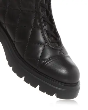 STUART WEITZMAN Hudson Quilted Boots - Black