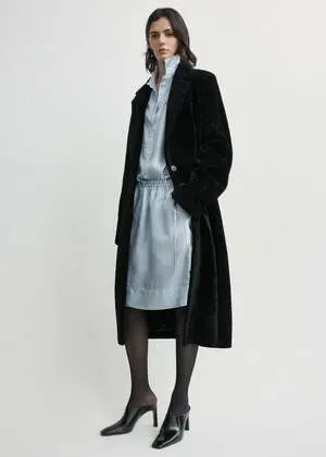 TOTEME Classic Shearling Coat