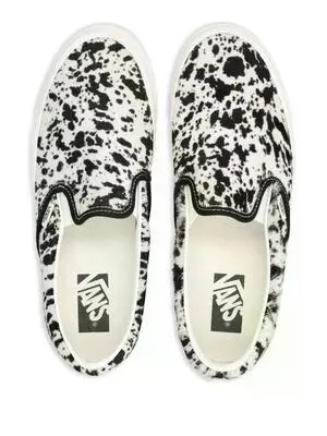 VANS Slip-on Sneakers