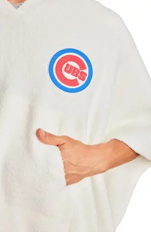Barefoot Dreams Cozychic® Chicago Cubs Everything Poncho