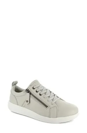 STRIVE Talia Leather Sneaker - Latte