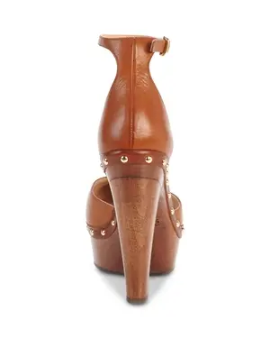 Chloé Lola Studded Leather Pumps - Ginger Brown