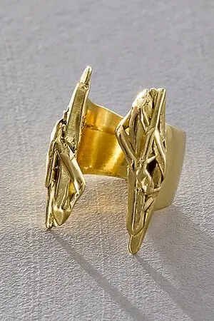 K/LLER Cuarzo Cluster Cuff Ring