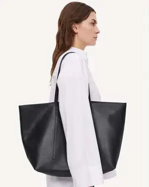 BY MALENE BIRGER Abilla Tote - Black