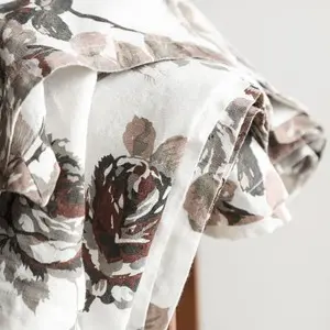 CG HUNTER Eggplant And Roses Tablecloth