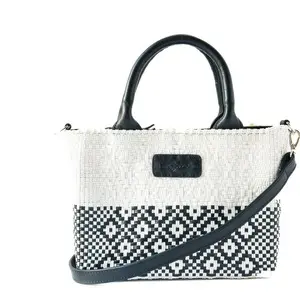 TIN MARIN Small Woven Crossbody Bag With Leather - White & Black