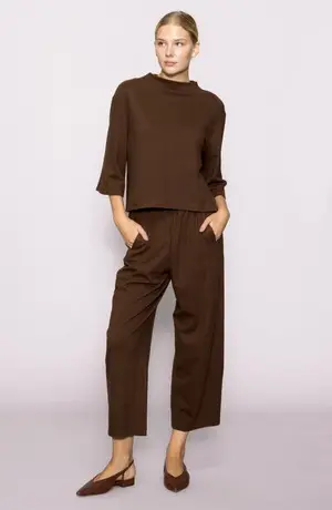 MELLODAY Brushed Crop Pants - Chocolate