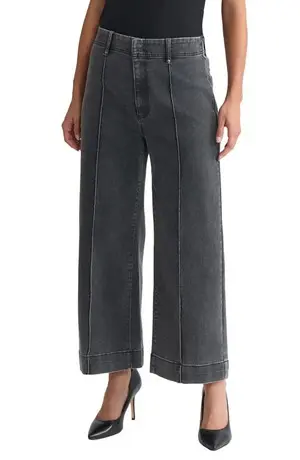 Jones New York Pintuck Crop Jeans