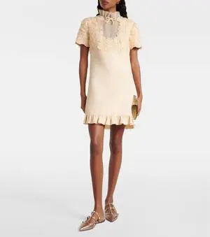 Valentino Garavani Rockstud Leather Mules - Pink