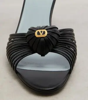 Valentino Garavani Royal 65 Leather Sandals - Black