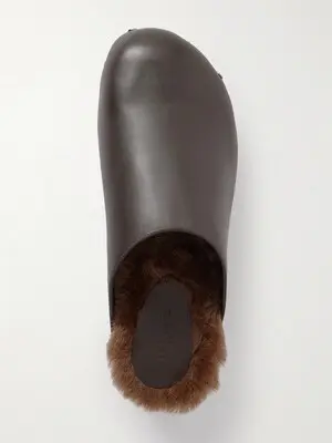 Le Monde Beryl Agnes Shearling-lined Leather Clogs - Brown