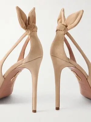 AQUAZZURA Bow Tie 85 Suede Pumps - Neutrals