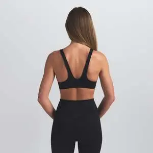 SKIMS Shaping Scoop Bra | Black | Large | Nike Matte