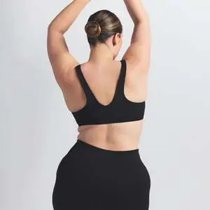 SKIMS Shaping Scoop Bra | Black | Large | Nike Matte