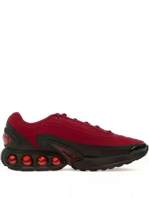 Nike Air Max Dn Winterized Lace-up Sneakers - Red
