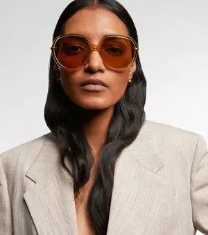 Bottega Veneta Drop Oversized Sunglasses