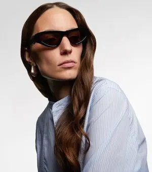 Bottega Veneta Cat-eye Sunglasses - Black