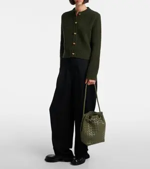 Bottega Veneta Andiamo Intrecciato Small Bucket Bag - Green