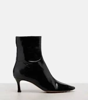Bottega Veneta Sofia Leather Ankle Boots - Black